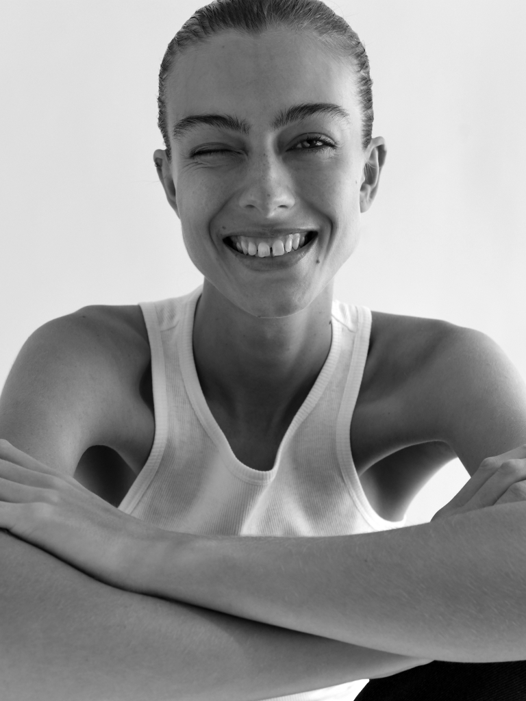 MIKAs | Lone Praesto